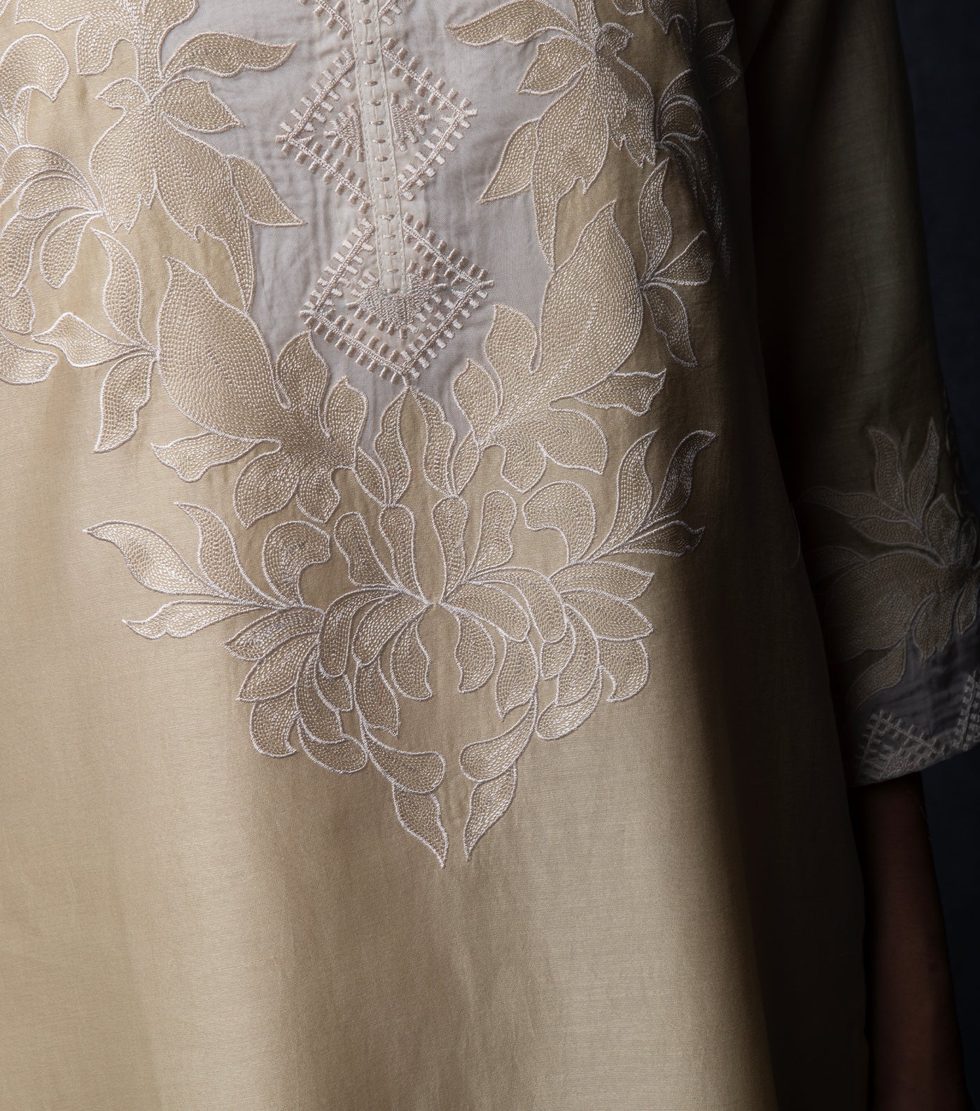 Dia Mirza in Beige Patchwork & Embroidered Chanderi Suit Set – Tulsi Online