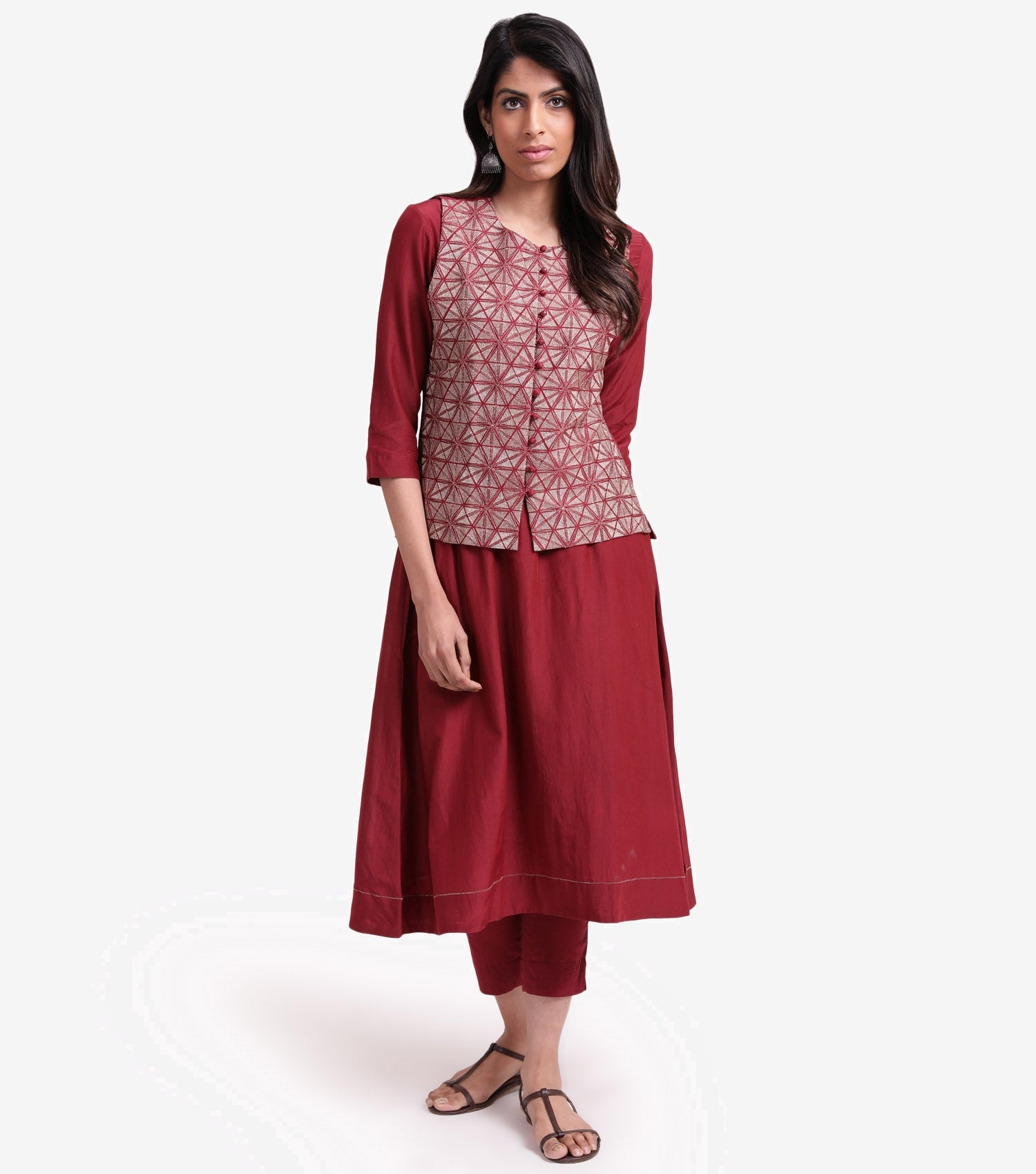 Maroon embroidered kurta set – Tulsi Online