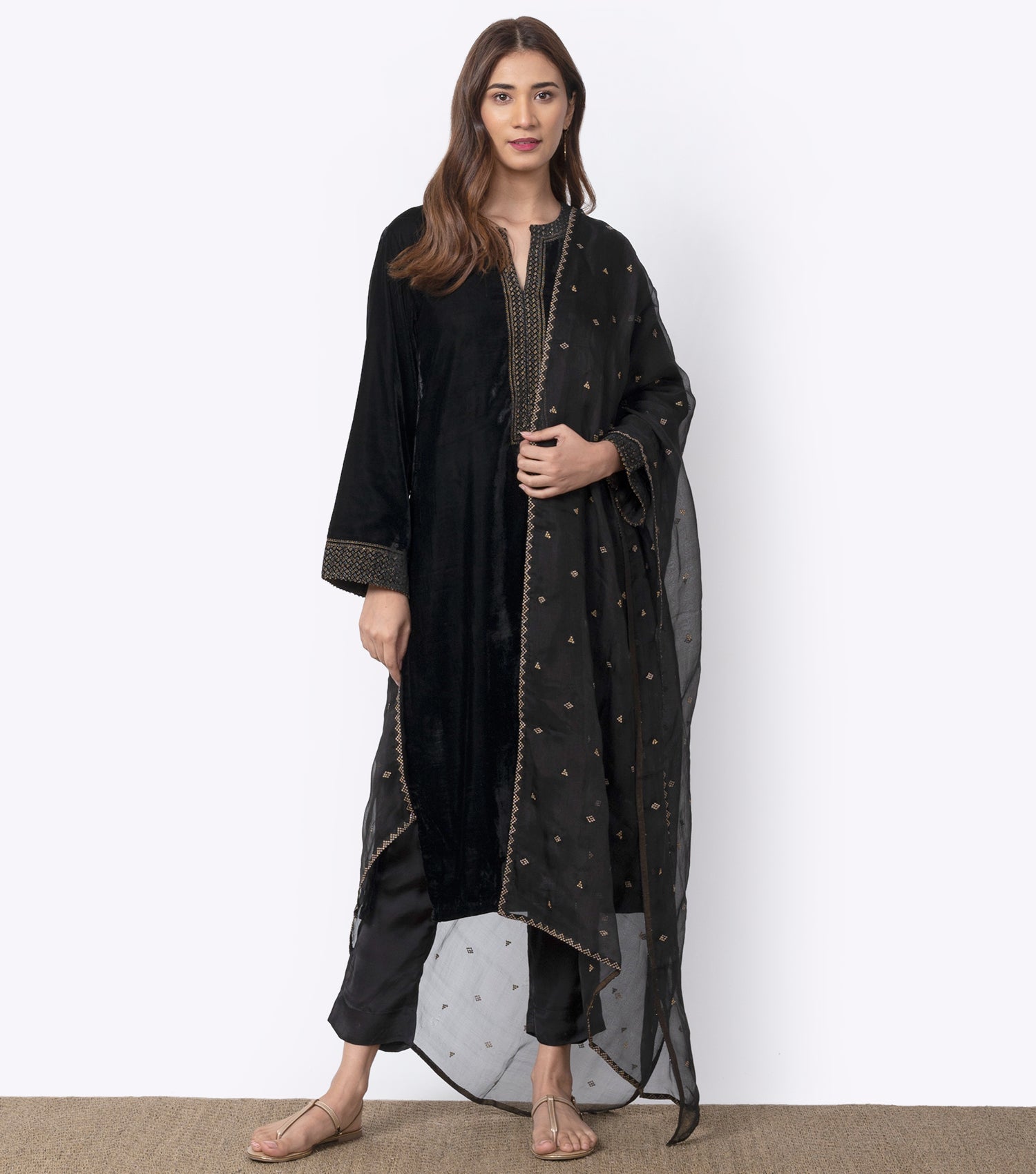 Black Velvet embroidered Suit Set – Tulsi Online